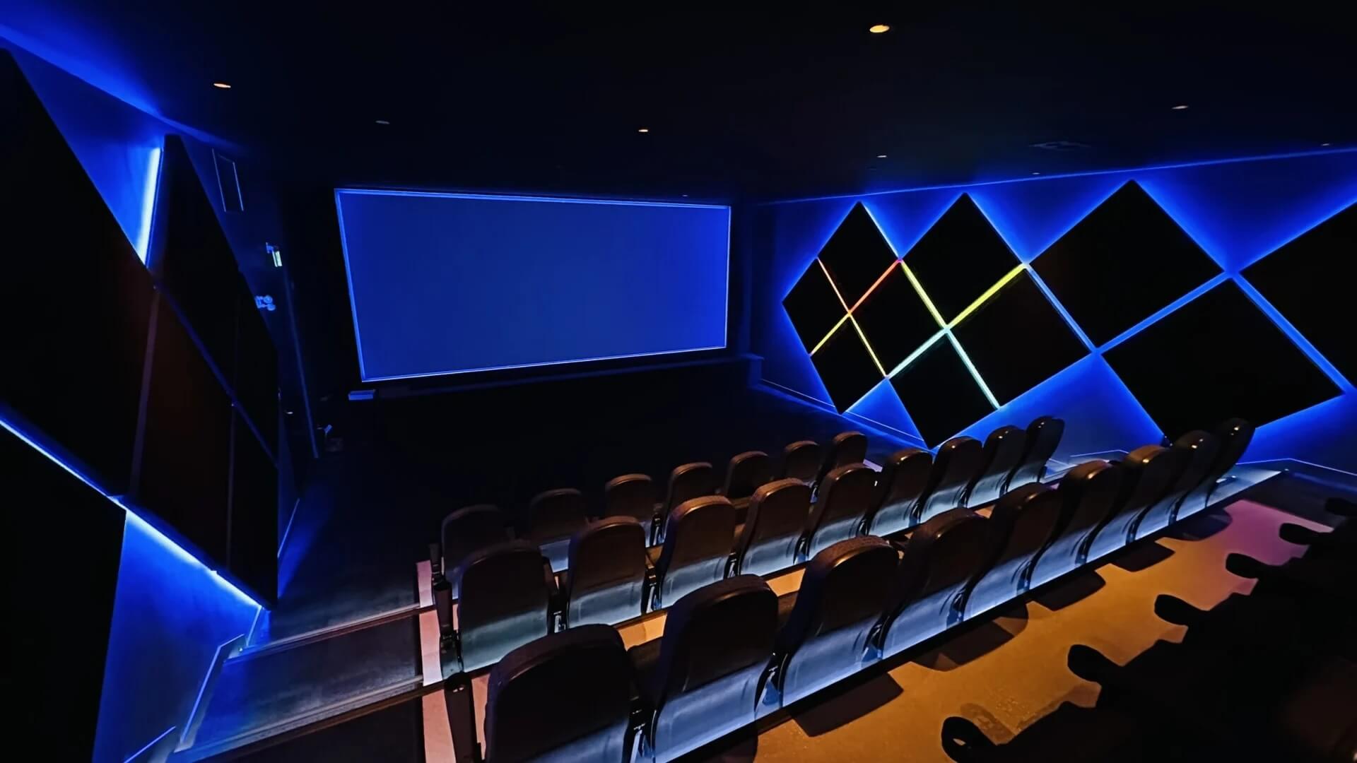 Home Theatres Onetouch House